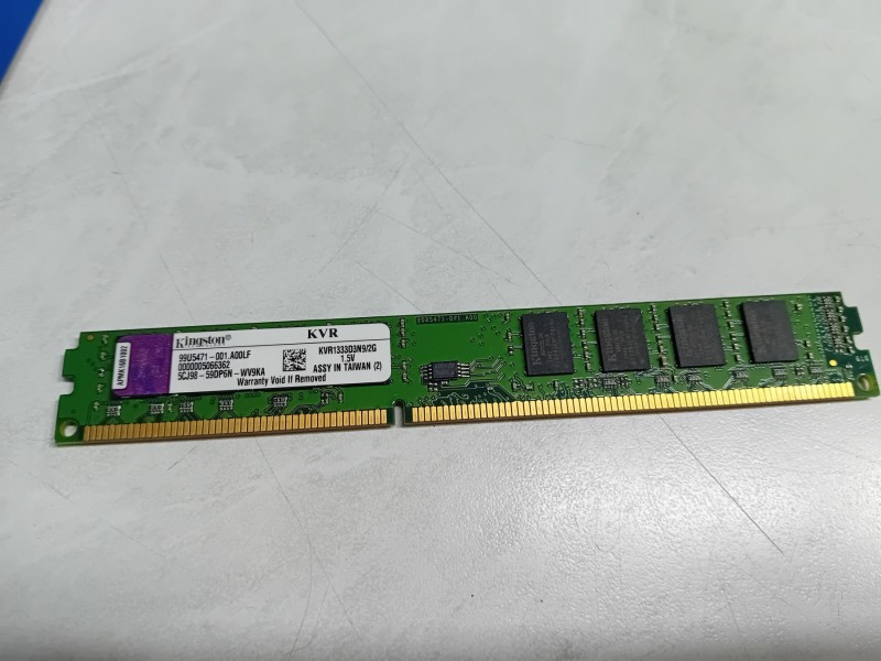 2gb ddr3 1333mhz kingston ispravna