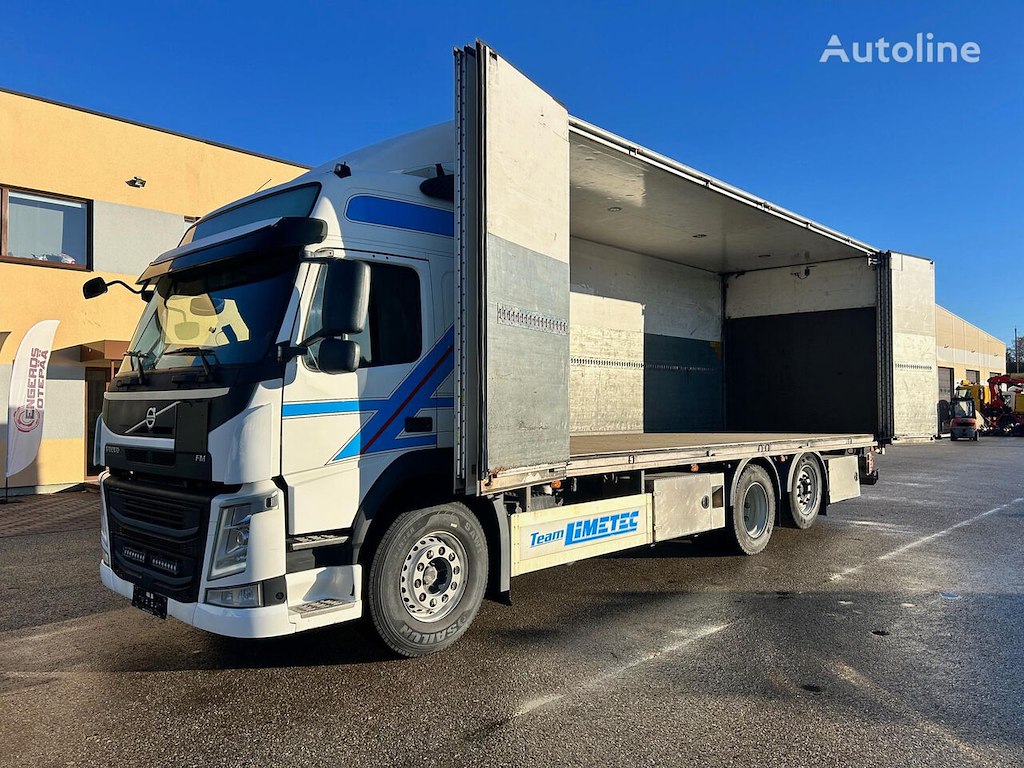 Volvo FM330 6X2*4 EURO6 + SIDE OPENING + BOX HEATING kamion furgon