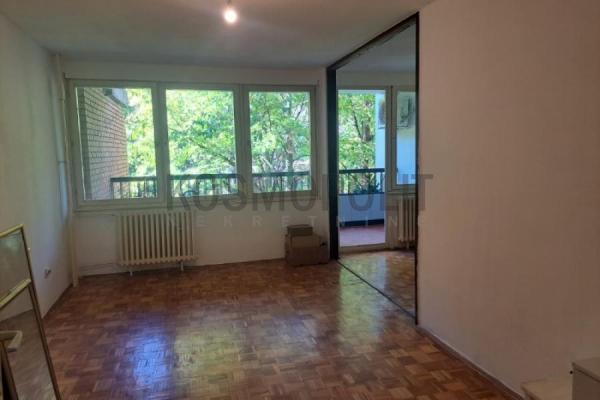 Borivoja Stevanovića , Trosoban stan na prodaju, 75m2, 162.000€