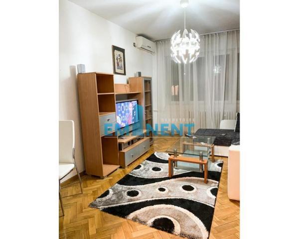 Braće Jugovića, Dvosoban stan za izdavanje, 62m2, 950€