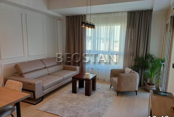 Dvosoban stan za izdavanje, 55m2, 1.400€