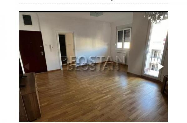 Gvozdićeva, Četvorosoban stan za izdavanje, 104m2, 800€