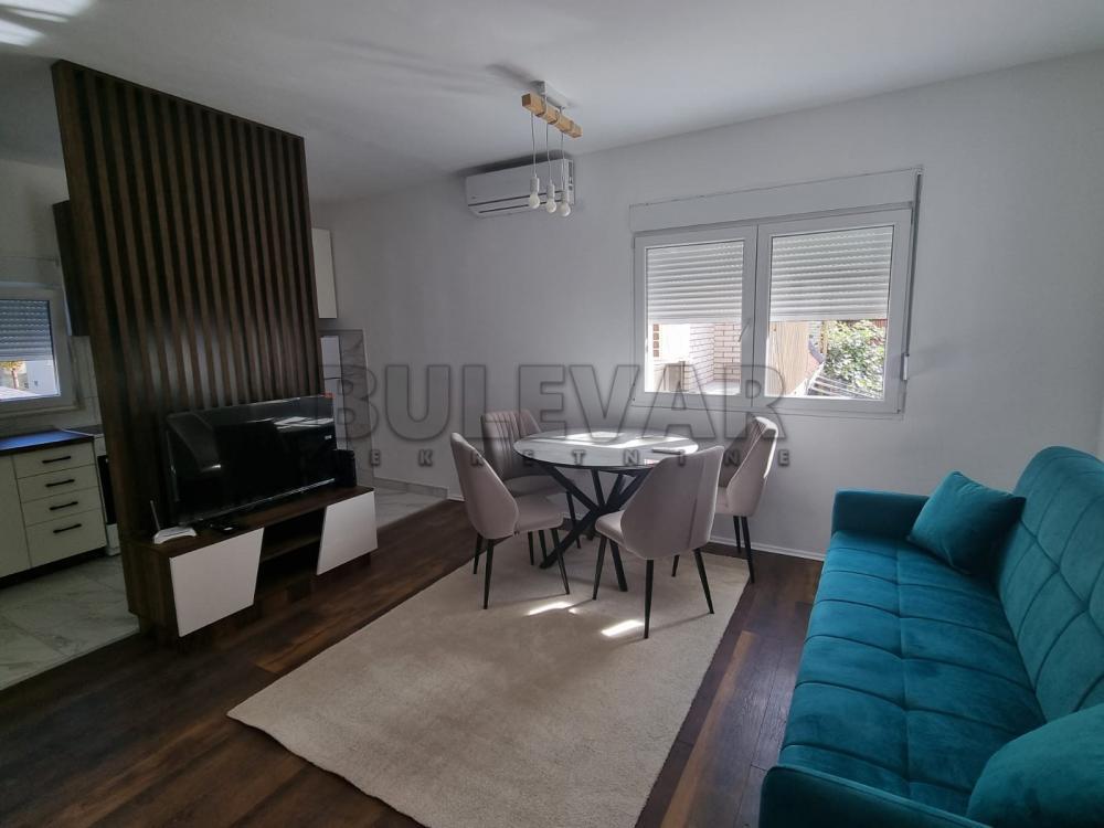 Homoljska, Dvoiposoban stan za izdavanje, 90m2, 450€