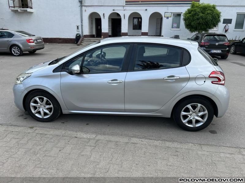 Peugeot 208 1.4 Ehdi Karoserija