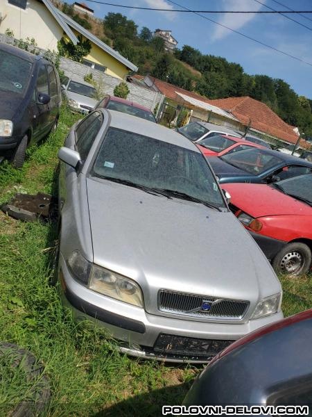 Volvo S40 Razni Delovi