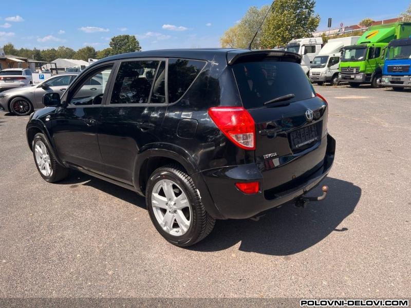 Toyota RAV 4 2.2 100kw Motor I Delovi Motora