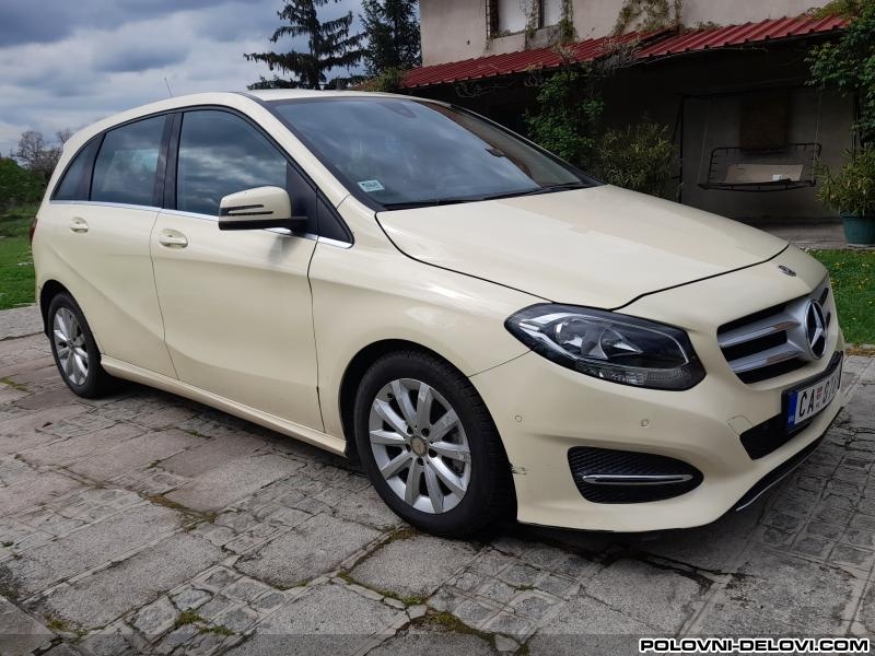 Mercedes B B 180 Cdi Kompletan Auto U Delovima