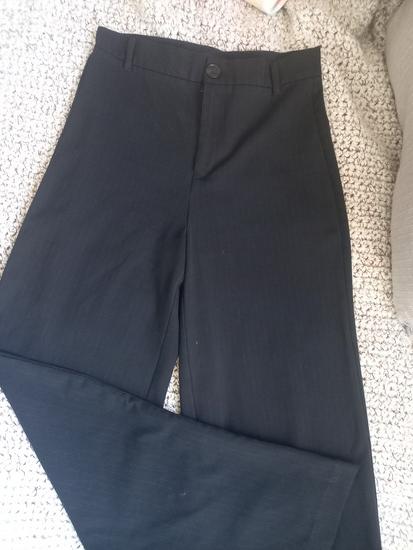 Zara siroke crne pantalone M