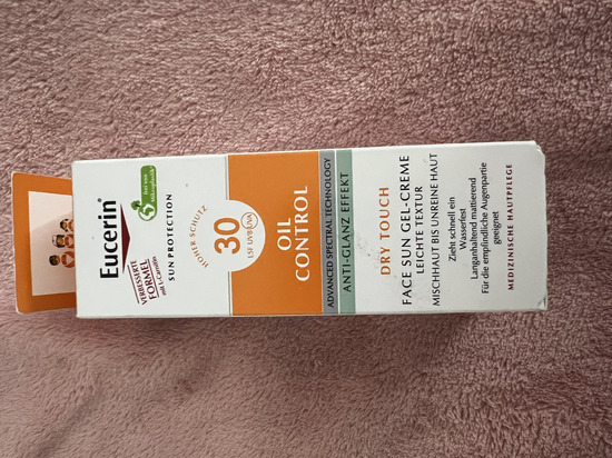 Eucerin oil control spf 30