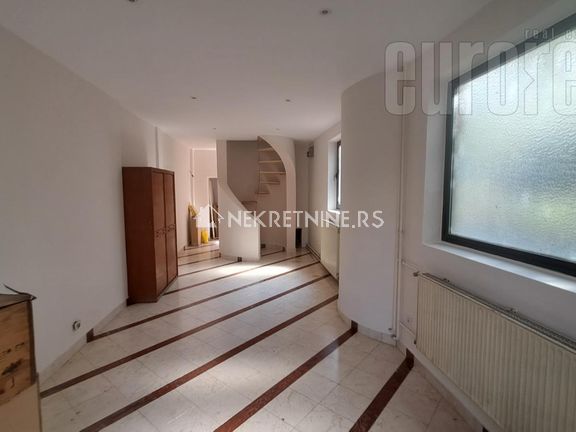 #47985, Izdavanje, P.P., ZVEZDARA, 600 EUR