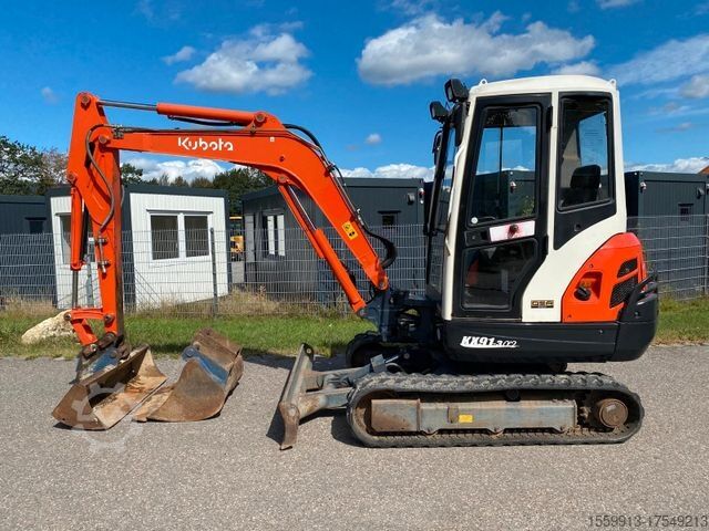 Mini bageri
KUBOTA KX 91-3**Schnellwechsler**HS**2TL**