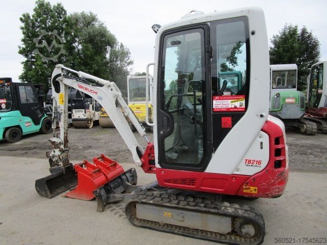 Mini bageri
Takeuchi TB216 - POWERTILT Lehnhof MS01 + 3 Löffel