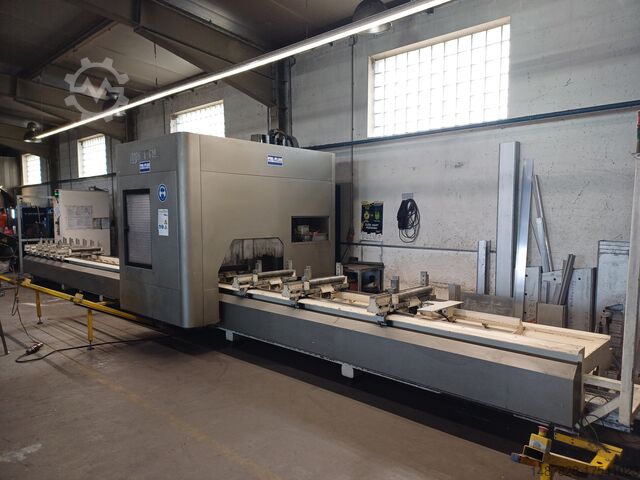 Machining centar
MECAL MC 302 Geos 5-MMI