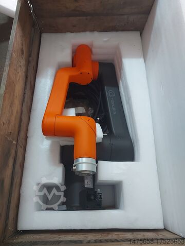 Industrijski robot
HANWHA HCR 12