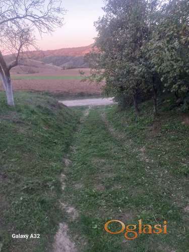 Plac Fruška Gora selo Grabovo