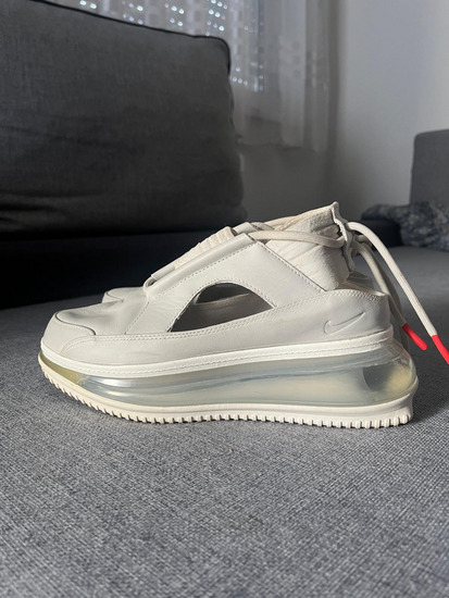 Nike air max 720 sandals