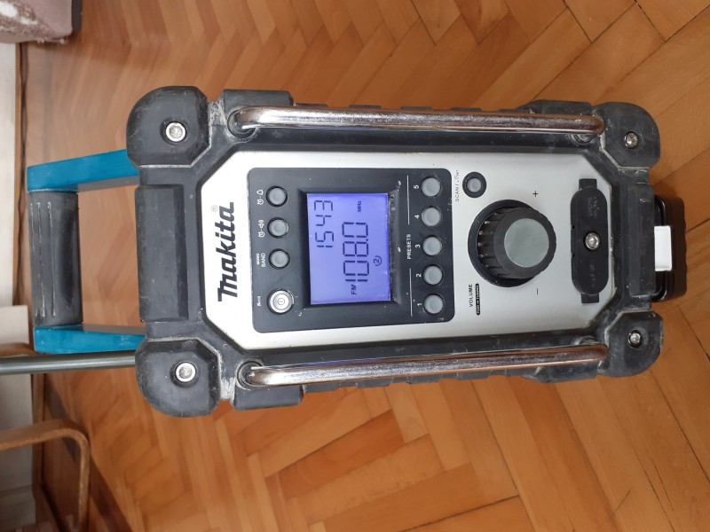 Makita radio BMR 102 (2)