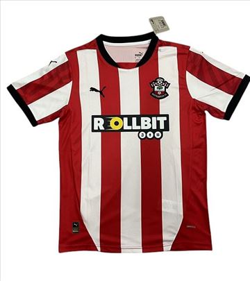 Southampton FC 2024/2025 domaći dres