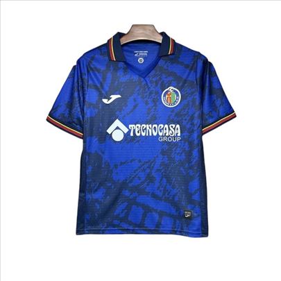 Getafe 2024/2025 domaći dres