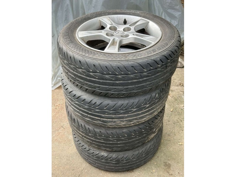 Gume Felne 195/60 R15 ORIGINAL MAZDA 4 kom.