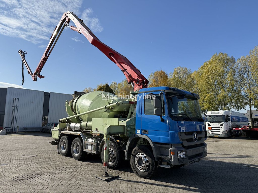 Liebherr na šasiji Mercedes-Benz Actros 3241 Pumi - Putzmeister 24m - Euro 5 - 2634 W hours kamion s mešalicom za beton