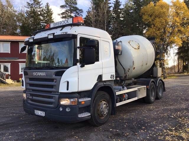 Scania P420LB kamion s mešalicom za beton