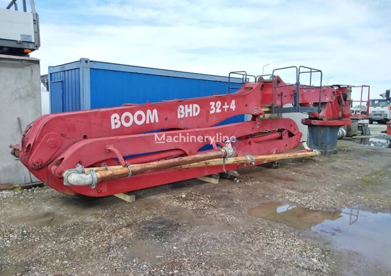 Boom Makina Beton pompa BOOM MAKINA BHD 32+4 strela za postavljanje betona