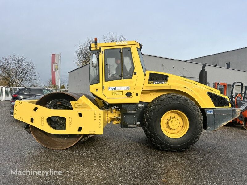 BOMAG BW 213 DH-4 kompaktor s jednim valjkom