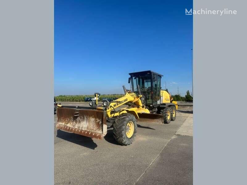 New Holland F106.6A 6X6 MACHINE SUISSE grejder