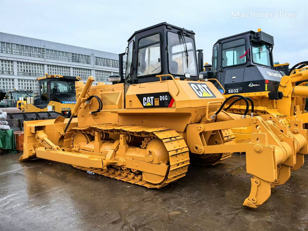 Caterpillar D6G buldožer