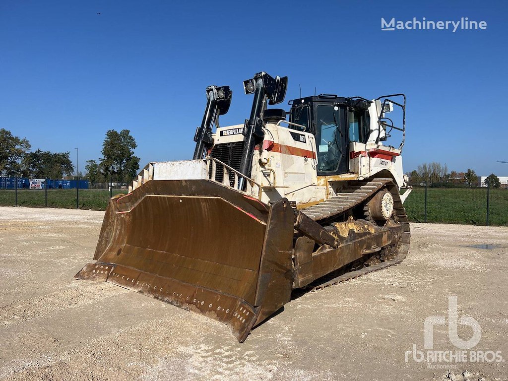 Prodaje se Caterpillar D8T Bouteur Sur Chenilles buldožer na aukciji