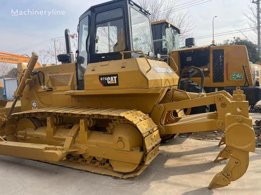 Caterpillar D7G buldožer