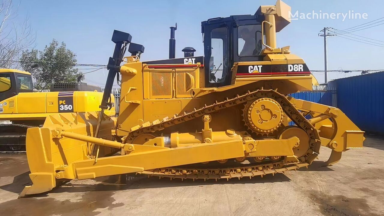 Caterpillar D8R buldožer