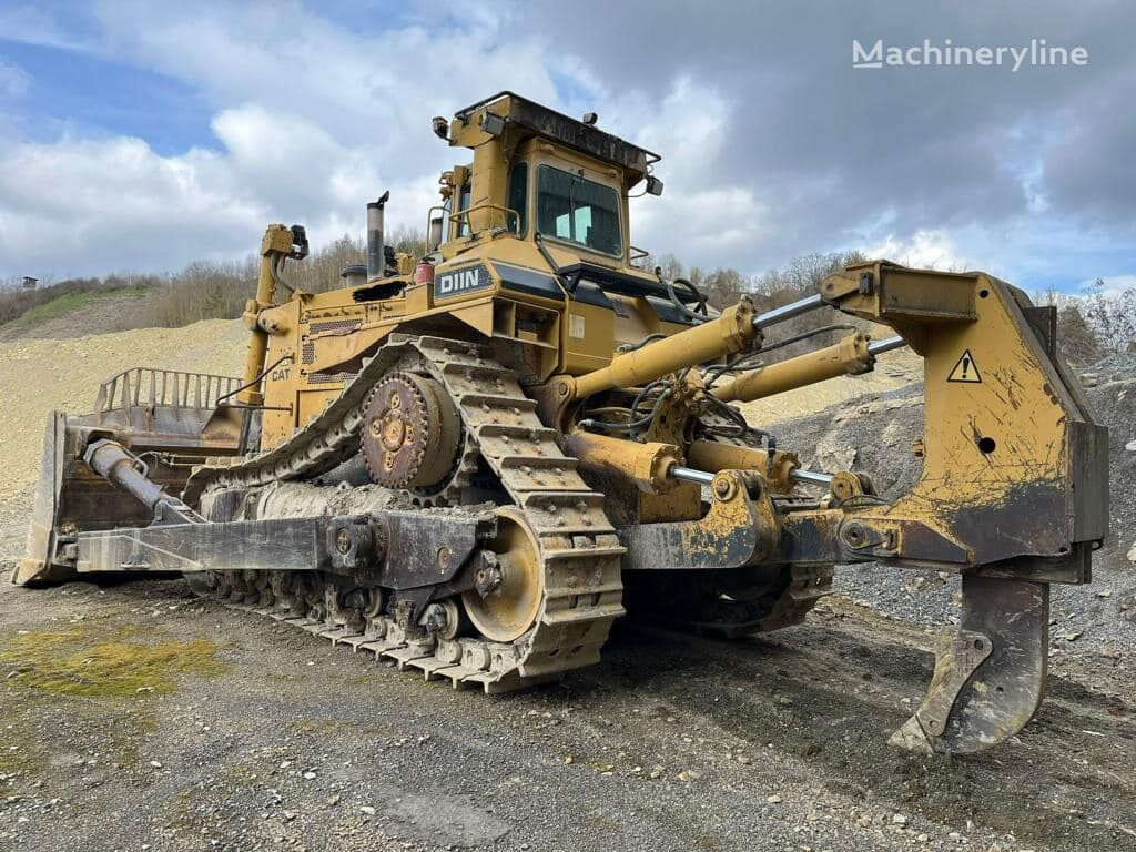 Caterpillar D11N buldožer