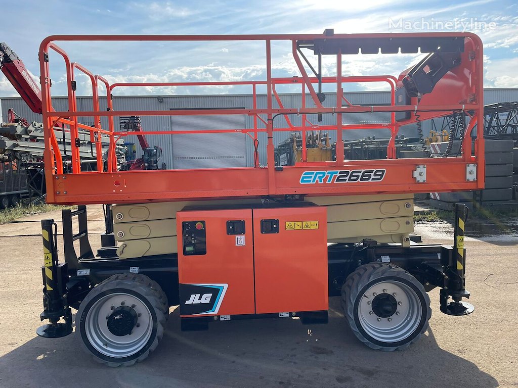 Nova JLG ERT 2669 makazasta platforma