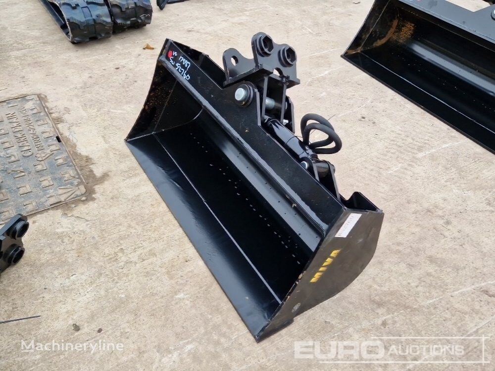 Prodaje se 2024 Miva 32" Tilting Bucket 25mm Pins to suit Mini Excavator sejalnu kašiku na aukciji