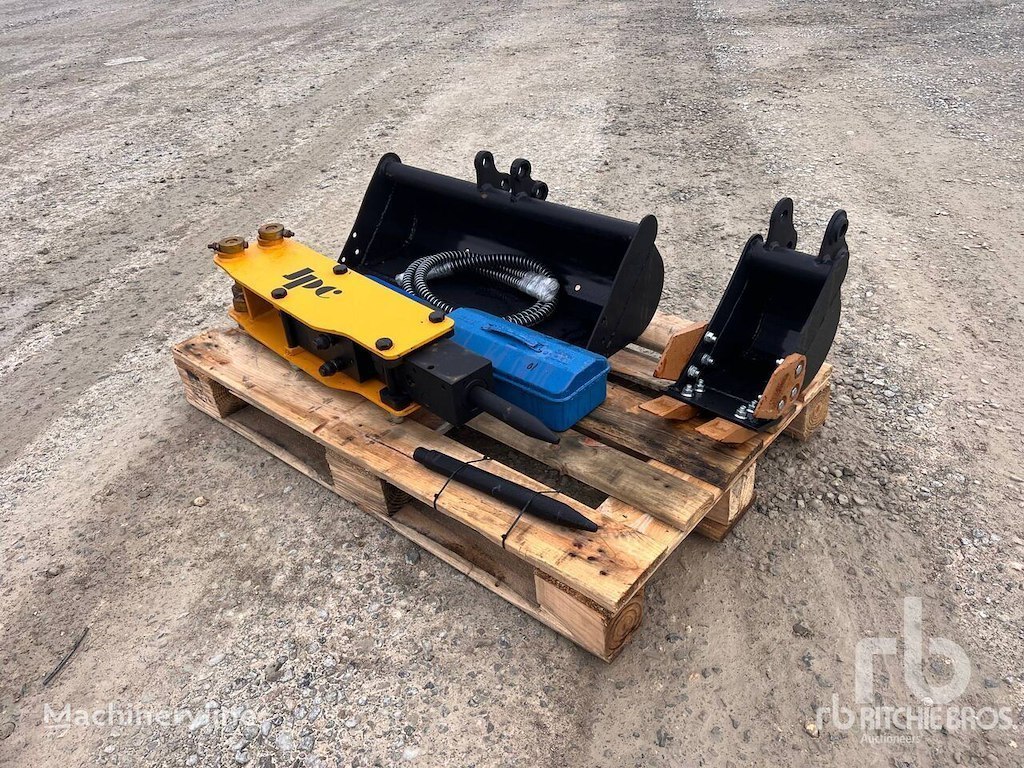 Prodaje se Qty of Excavator Attachment (Un hidraulični čekić na aukciji