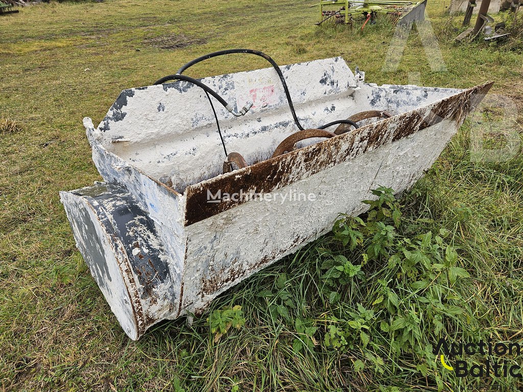 Prodaje se PM kašiku za mešanje betona na aukciji