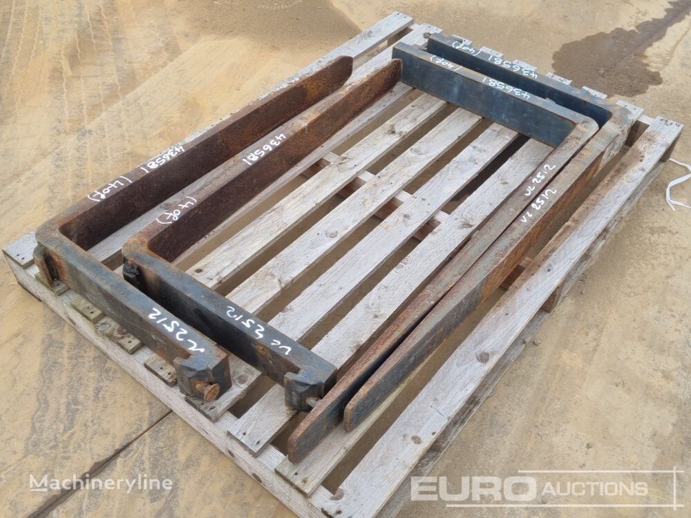 Prodaje se Forks to suit Forklift (4 of) kašiku za prednje utovarivač na aukciji