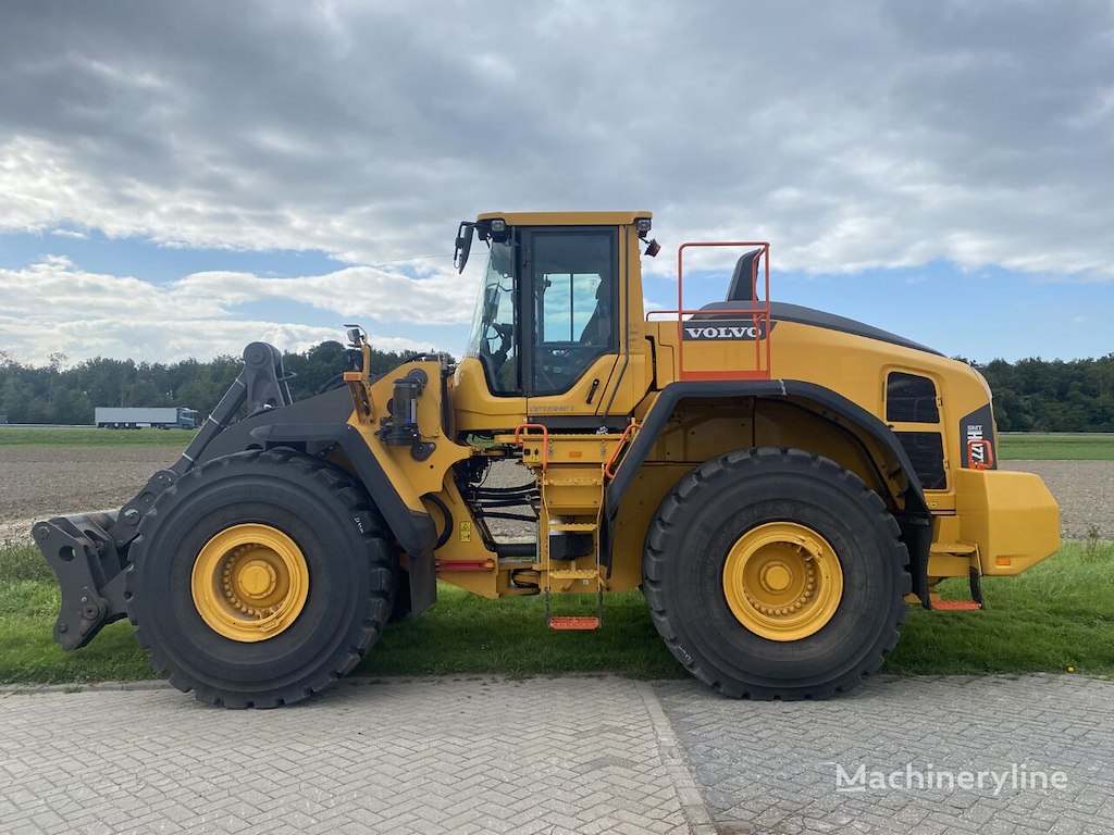 Volvo L220H prednji utovarivač