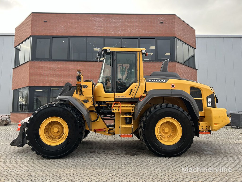 Volvo L120H prednji utovarivač