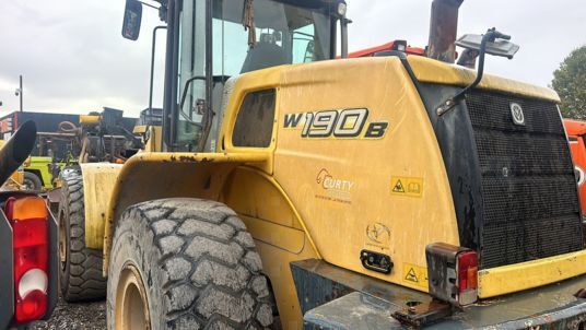 New Holland W190B à 19900 Euros HT prednji utovarivač