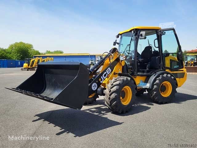 Novi JCB 406 teleskopski prednji utovarivač