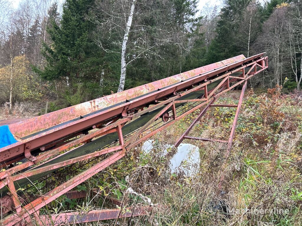 Prodaje se Kjällve poljoprivredni transporter na aukciji