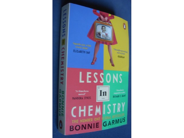 LESSONS IN CHEMISTRY - Bonnie Garmus