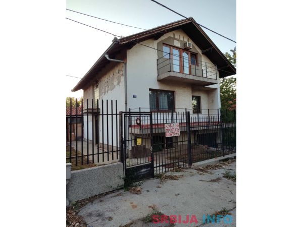 Kuća 240 m2 Smederevo