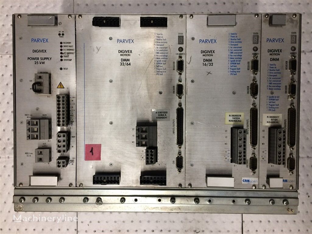 Parvex DMM 32/64-Triple Drive 32/64 A upravljačka jedinica za industrijske opreme