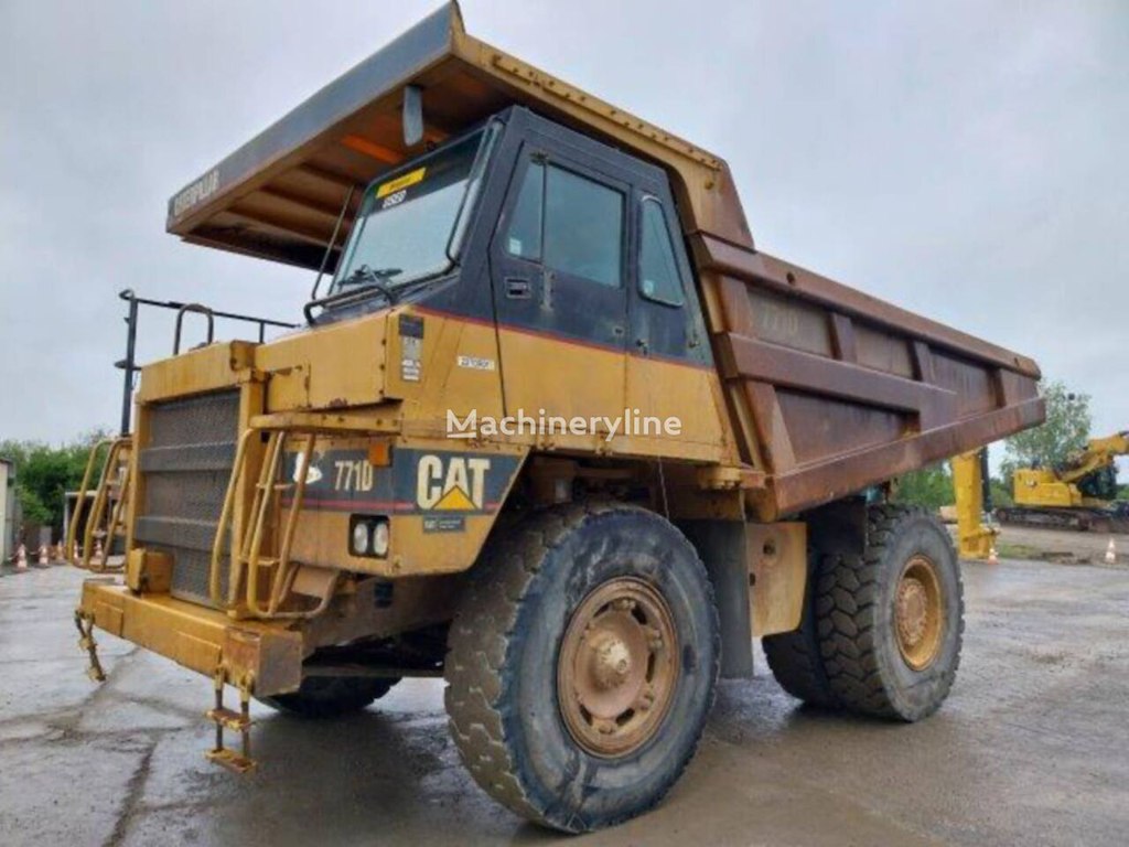 Caterpillar 771D damper sa krutom šasijom