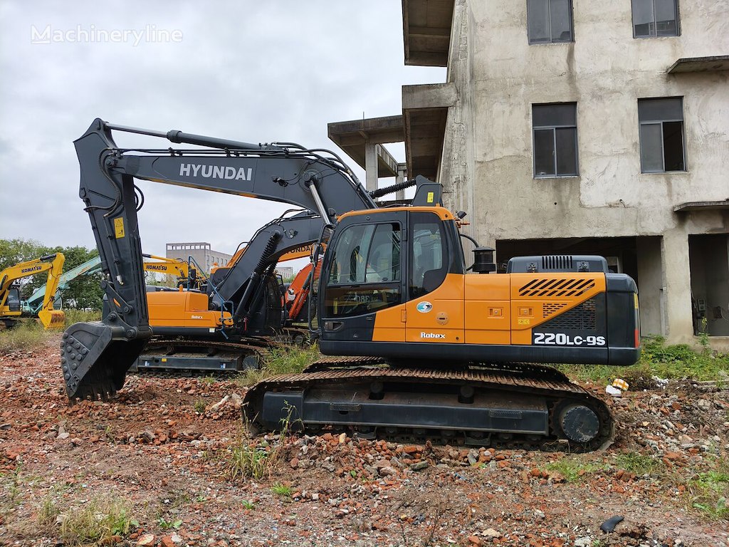 Hyundai R220LC-9S bager guseničar