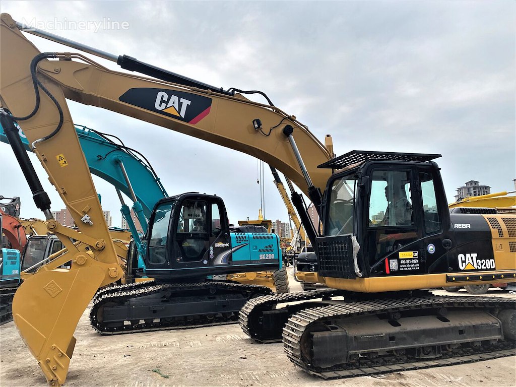 Caterpillar 320D bager guseničar